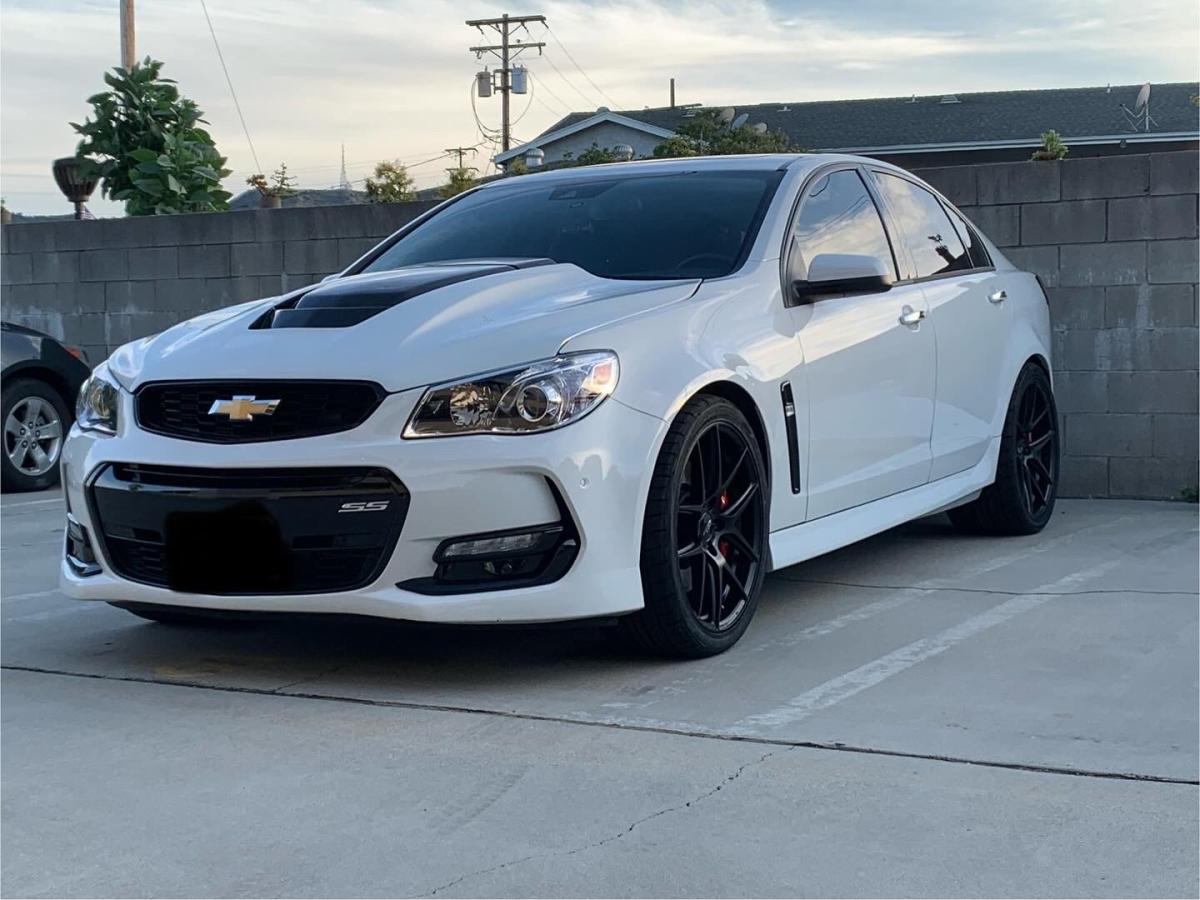 Staggered 20 Inch Ace Alloy AFF02 in Matte Black on a 2017 Chevrolet SS ...